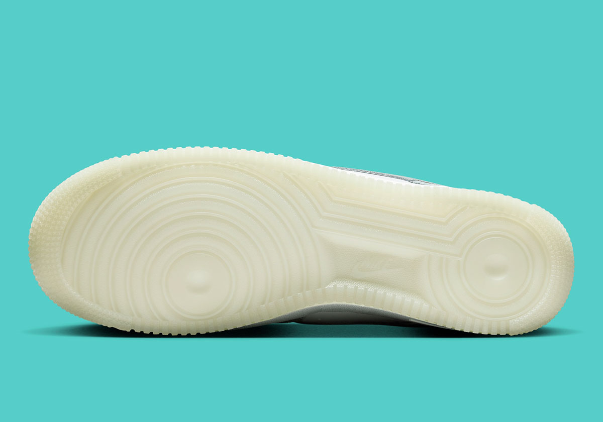 BUY Nike Air Force 1 07 LV8 Light Silver / Light Pumice | Kixify ...